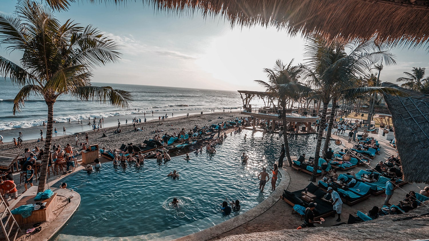 Finns Beach Club - Bali Finder